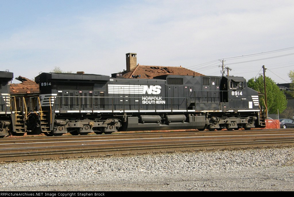 NS 8914